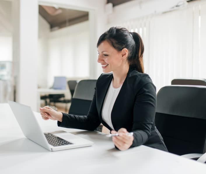 Presenting Online Is Different to Presenting Face-To-Face | SecondNature